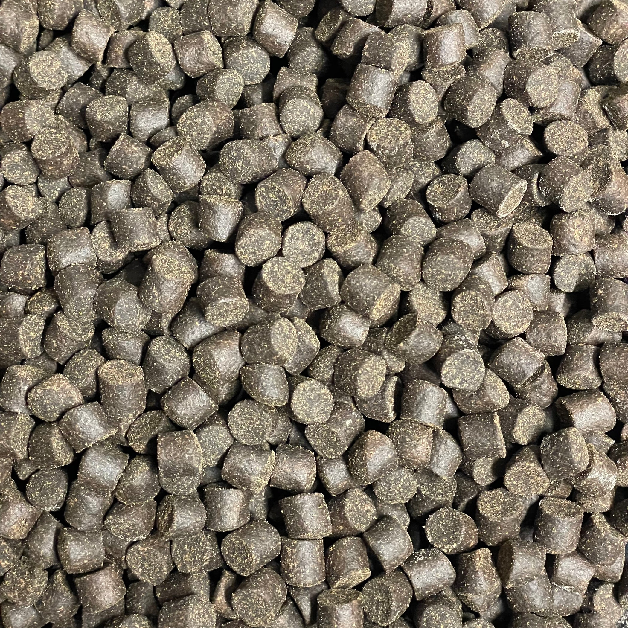11mm Halibut Pellets (1kg-25kg) — FishingPellets.com